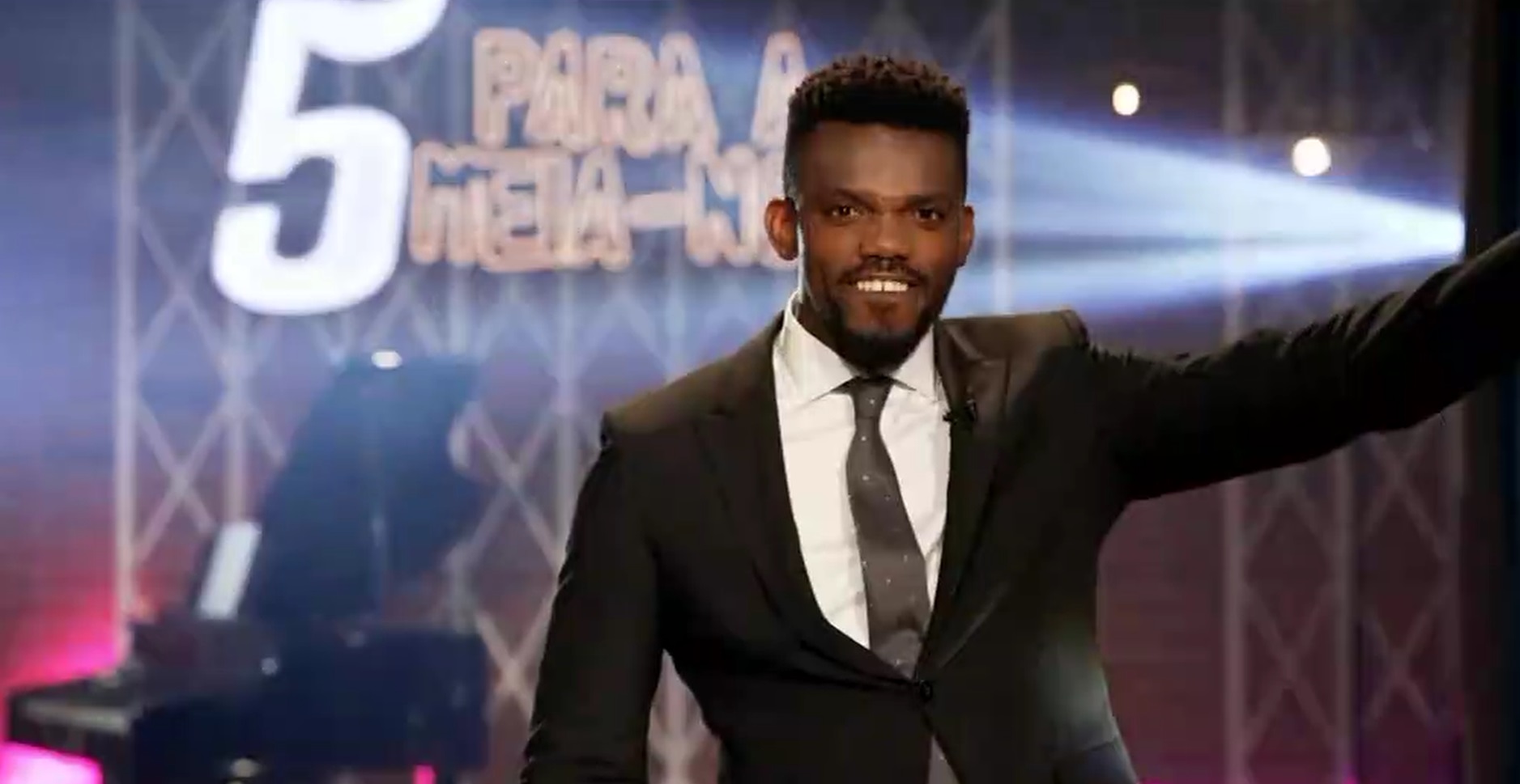 5 Para a Meia-Noite, Gilmário Vemba - RTP África