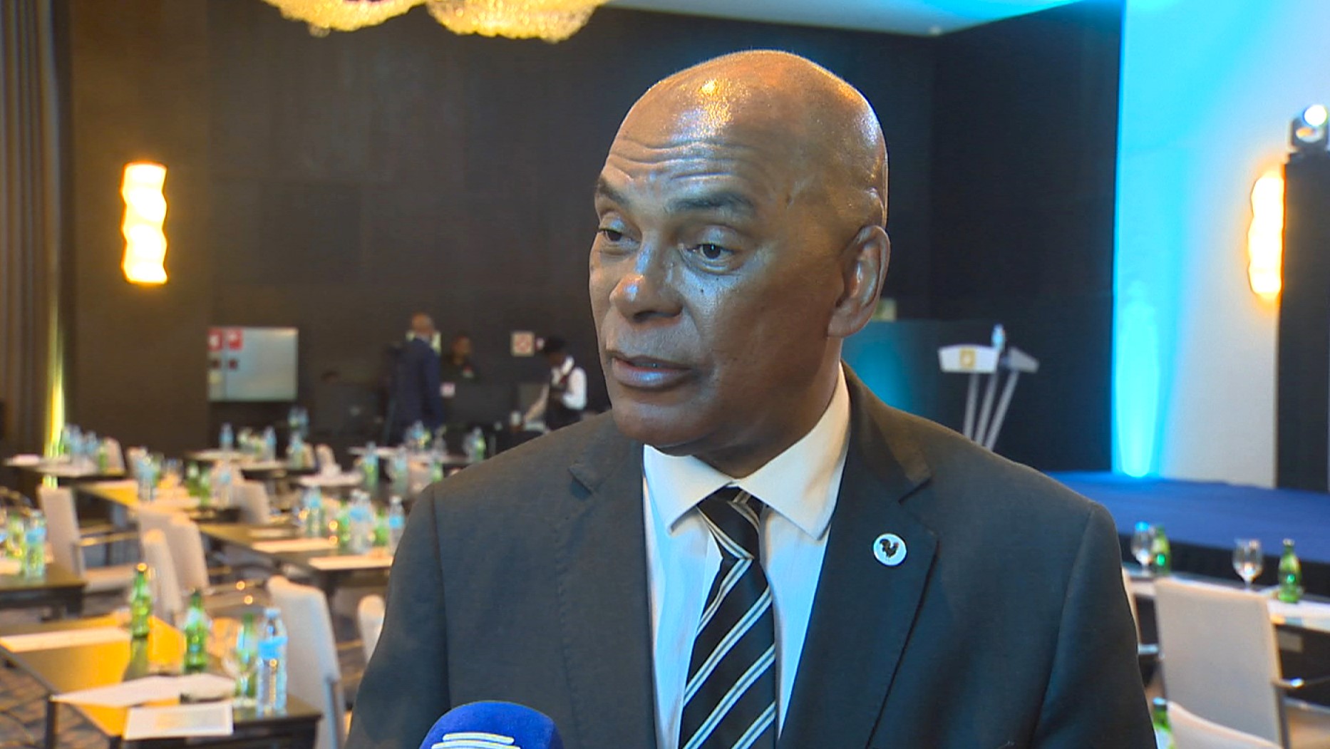 Angola - Líder da UNITA afirma que reparações às ex-colónias é assunto ...