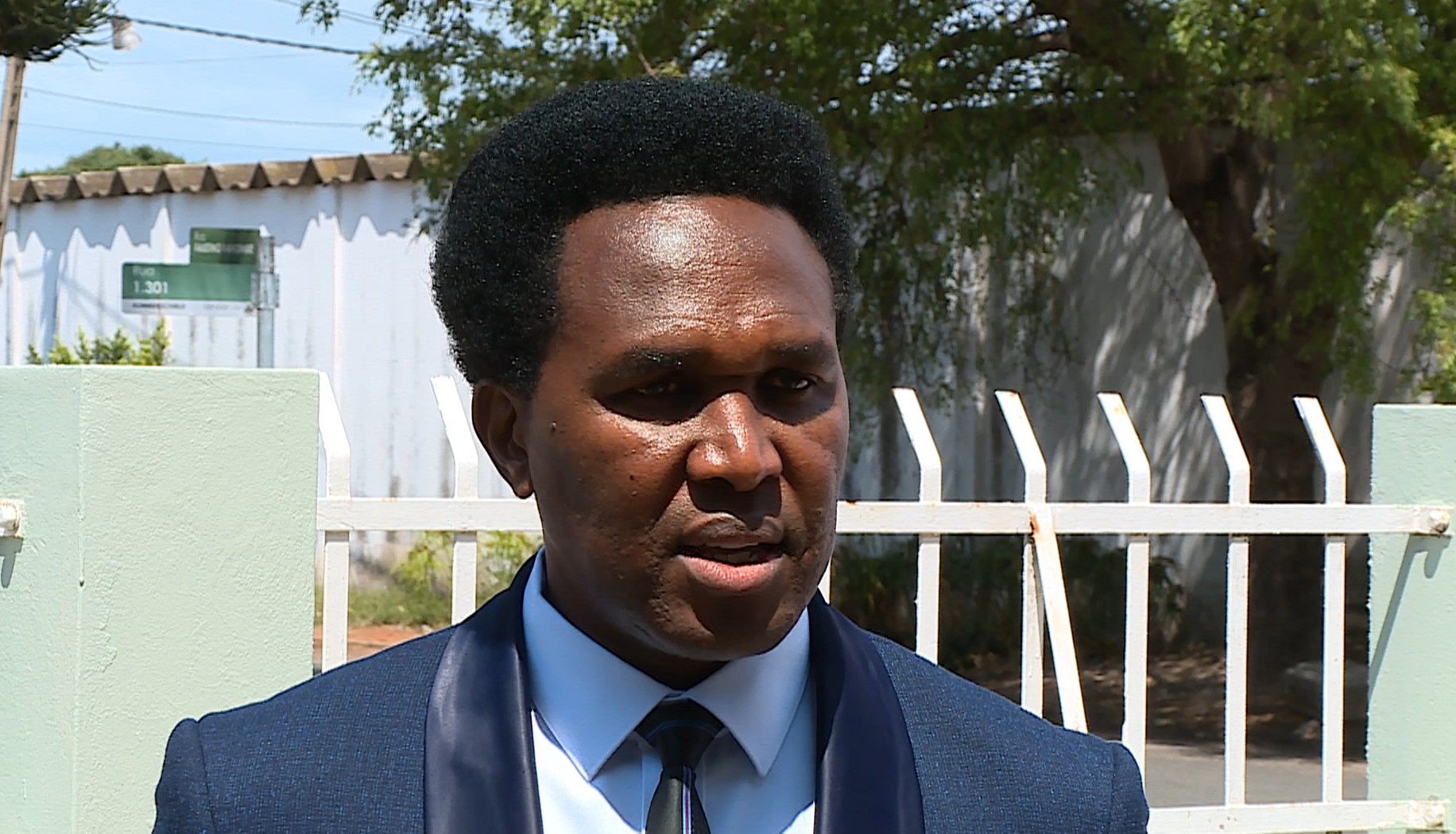 Moçambique - Adiada para terça-feira audição de Venâncio Mondlane pelo ...