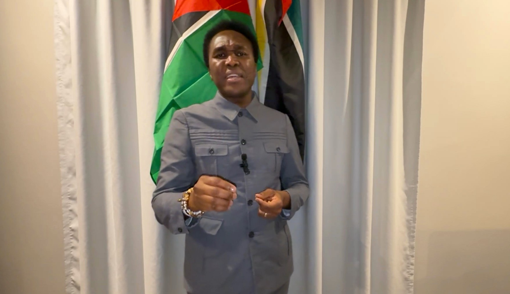 Moçambique - Venâncio Mondlane convoca uma greve geral de três dias a ...