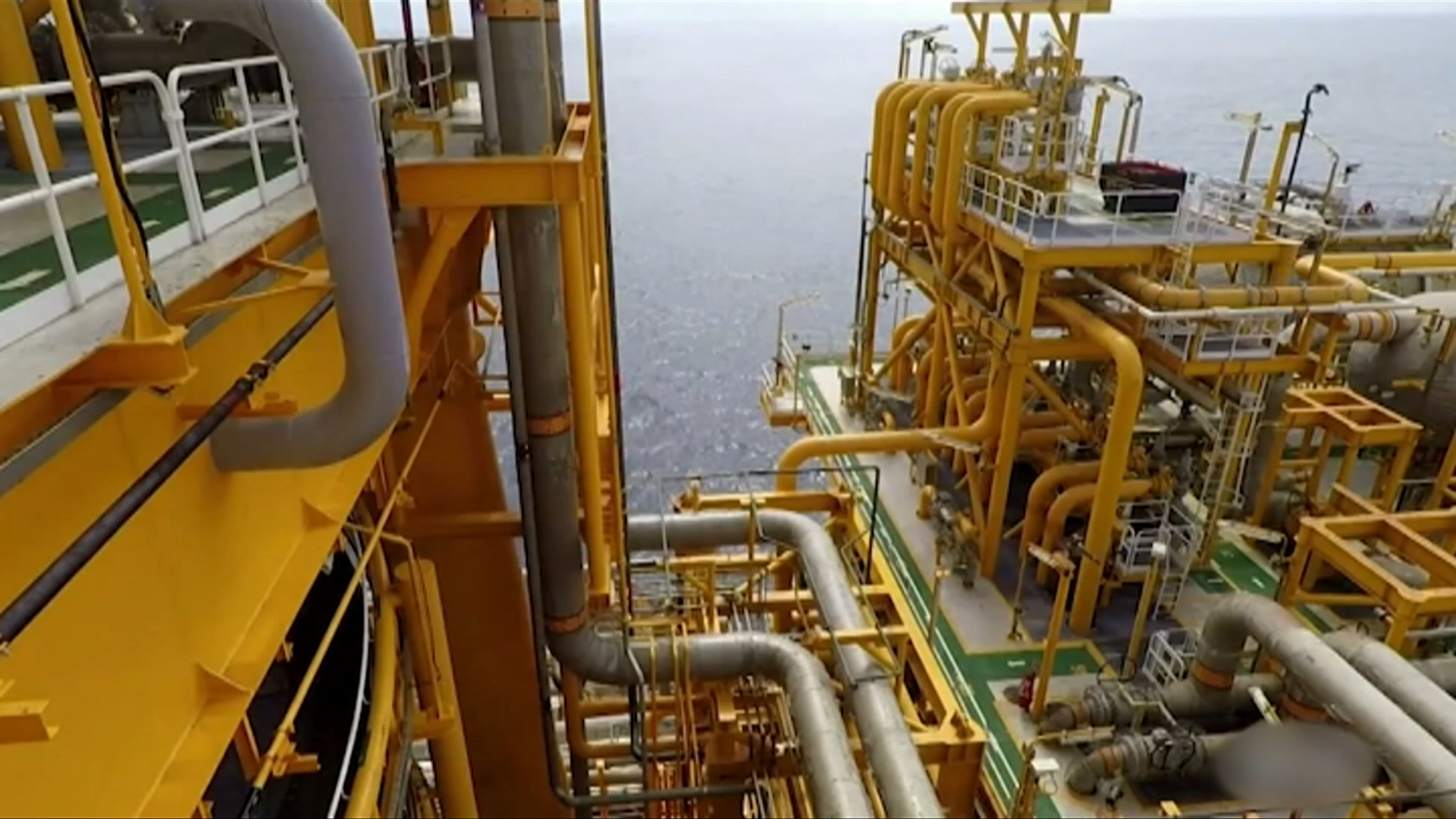 Angola - ENI e BP vão investir 4 mil milhões de dólares para exploração ...