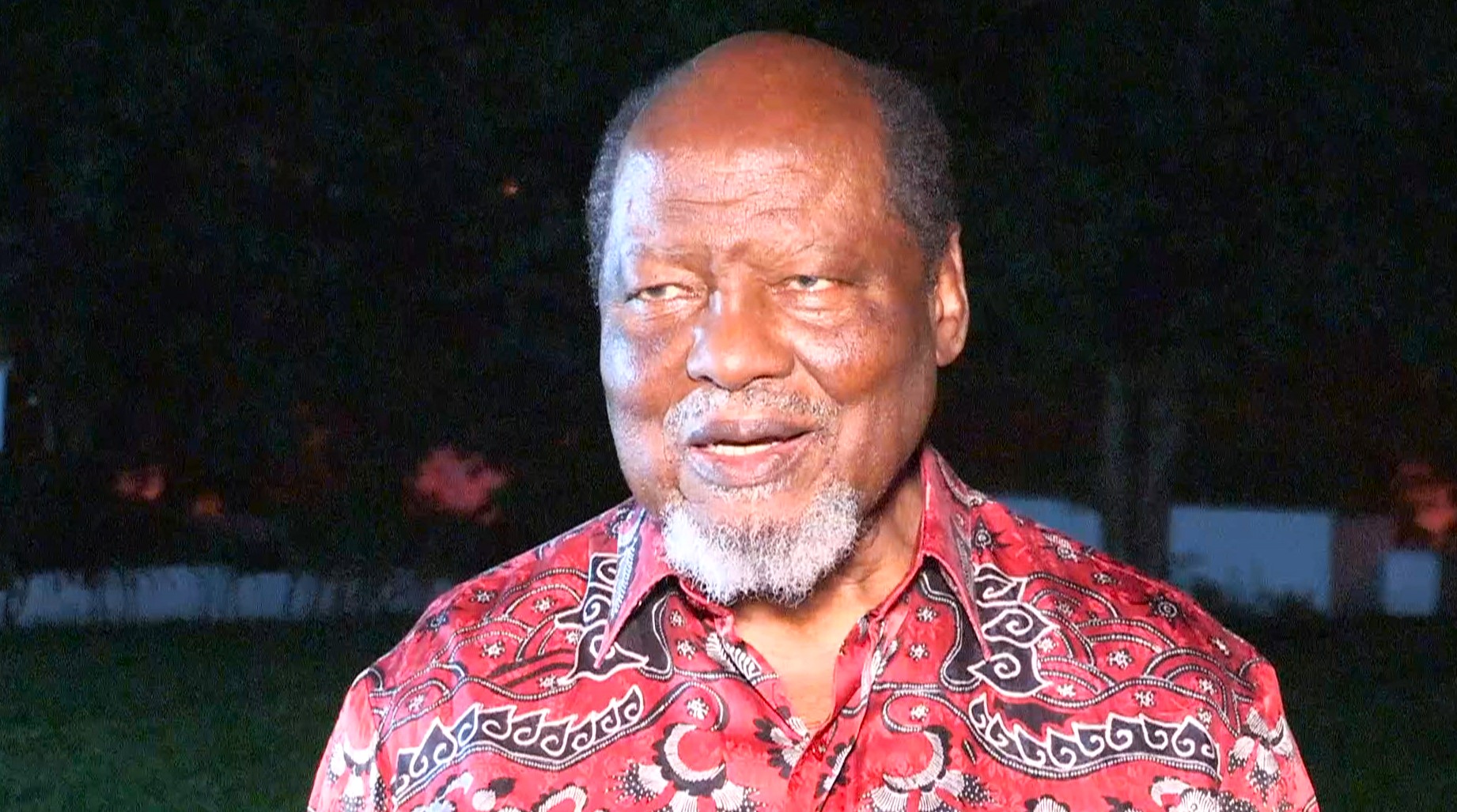 Moçambique - Chissano vê agitação pós-eleitoral como "crise de ...