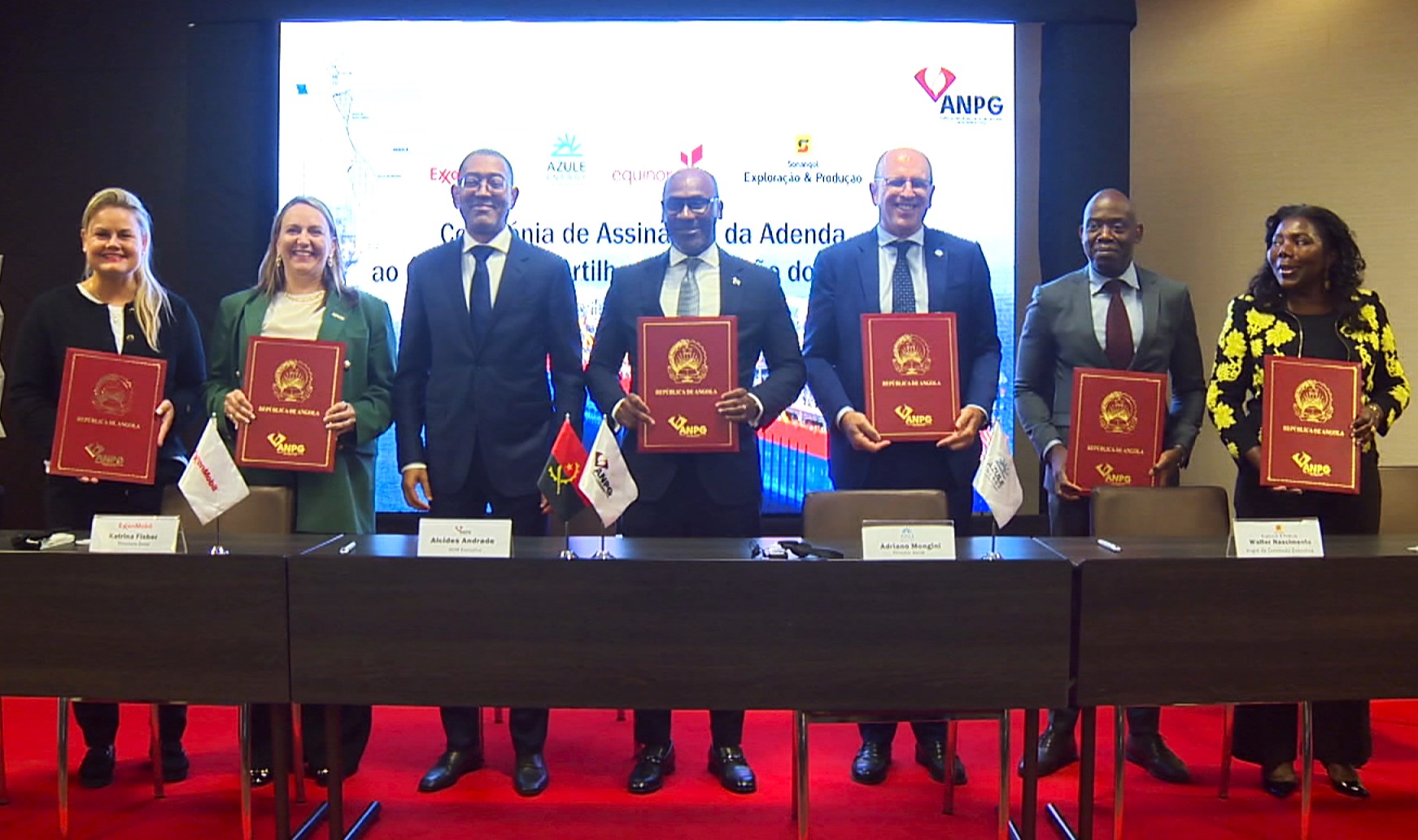 Angola - Assinado contrato de partilha para exploração de petróleo no ...